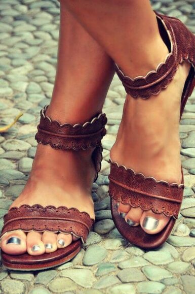 Glamorous Sandals Inspirations for Stylish Summer Looks