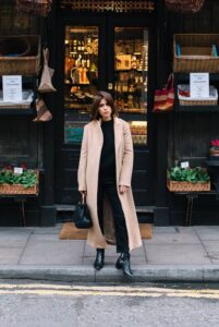 25 Ankle Boots Outfits That Are a Must This Fall Season