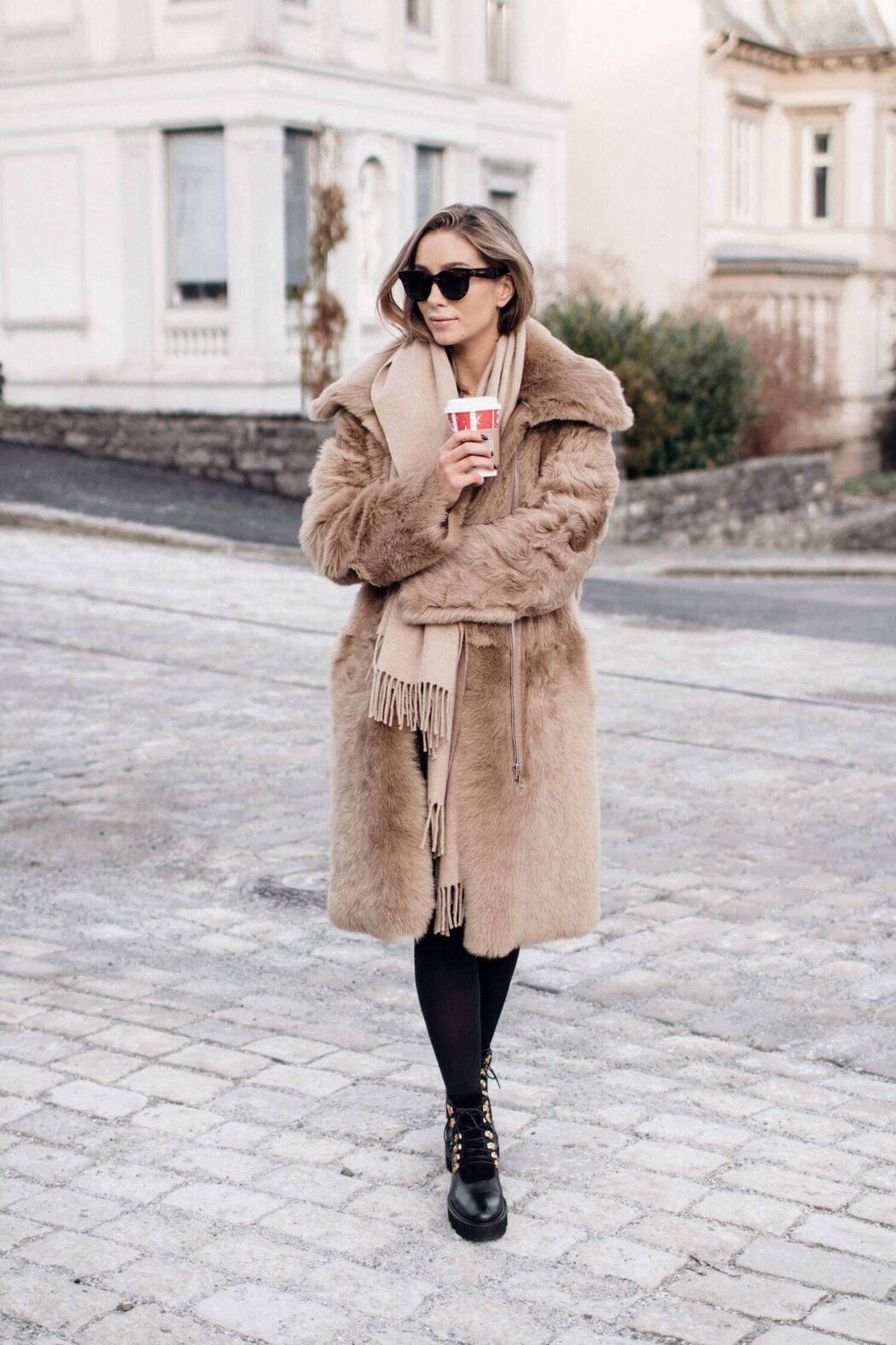 Chic Winter Looks: Stay Stylish and Cozy This Season