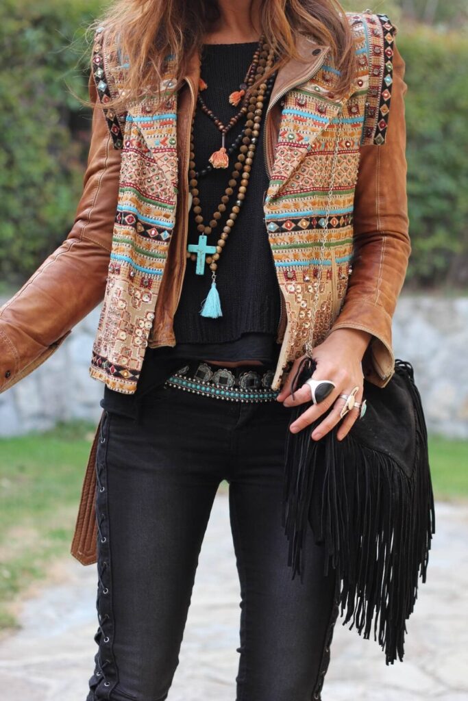 27 Bohemian Fall Outfits That Are On Point This Season