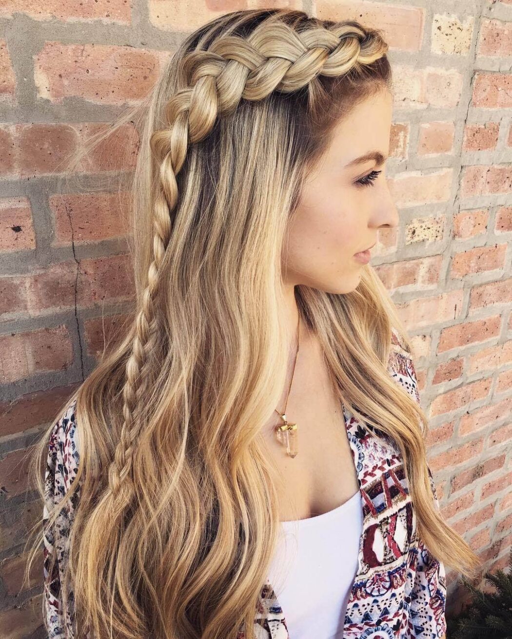 25 Effortless Side Braid Hairstyles to Make You Feel Special - The Cuddl