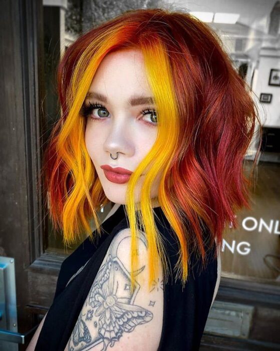 Mermaid Hair: Stunning Waves & Colors for Ocean Vibes