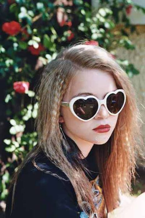 Crimped Hair: How to Create Stylish Waves at Home