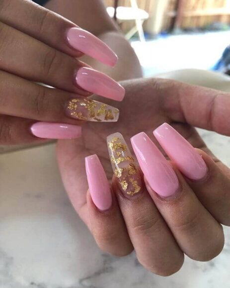 Stunning Foil Nails: Easy Designs & Application Tips