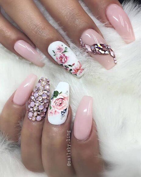 50 Beautiful Prom Nails for Your Big Night - The Cuddl