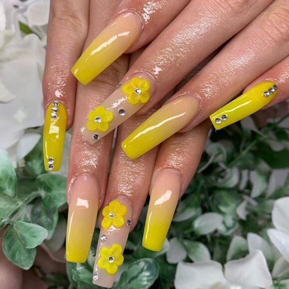 50 Gorgeous Yellow Acrylic Nails to Spice Up Your Fashion in 2024